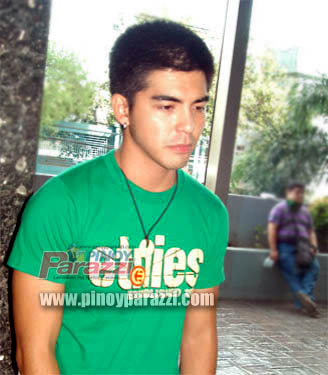 Yna Asistio, naghahabol kay Mark Herras? - Tita Swarding - Pinoy Parazzi