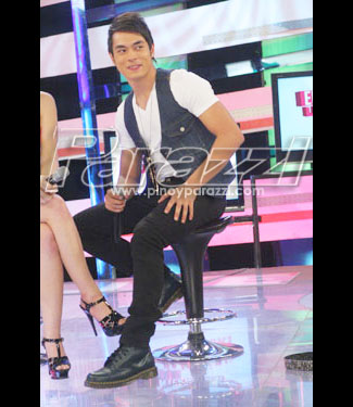 Regalo ni Jake Cuenca kay Melissa Ricks, lume-level-up na - Pinoy Parazzi