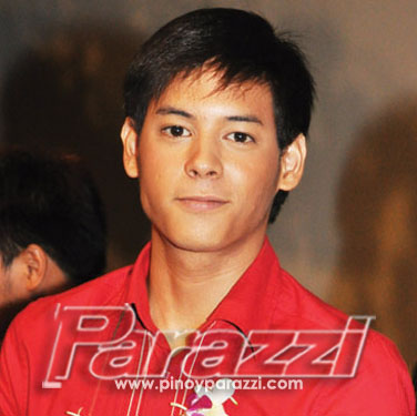 Felix Roco, naka-move on na sa paghihiwalay ng mga magulang - Pinoy Parazzi