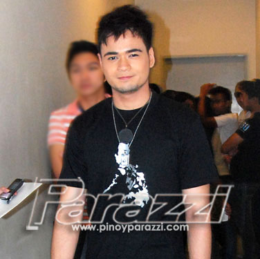 Geoff Taylor, reformed chickboy! - Pinoy Parazzi