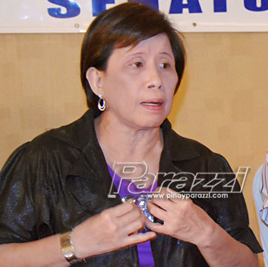 Mother Lily, hindi fair sa press people - Pinoy Parazzi