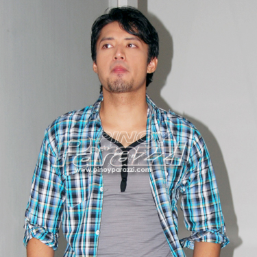 MARK ANTHONY FERNANDEZ, NAWAWALA NA NAMAN SA EKSENA! - Pinoy Parazzi