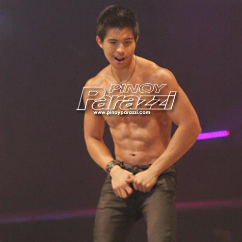 Rodjun Cruz does the ‘ Mabango ang hininga’ - Pinoy Parazzi