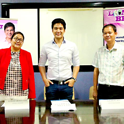 Contract Signing - Pinoy Parazzi