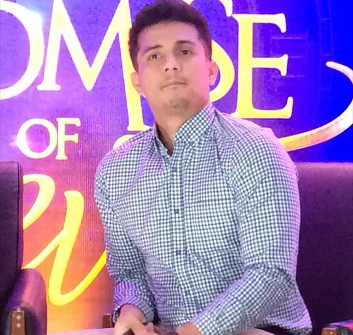 PROUD SA GIRLFRIEND: Ejay Falcon, ayaw itago si Jana Roxas! - Pinoy Parazzi