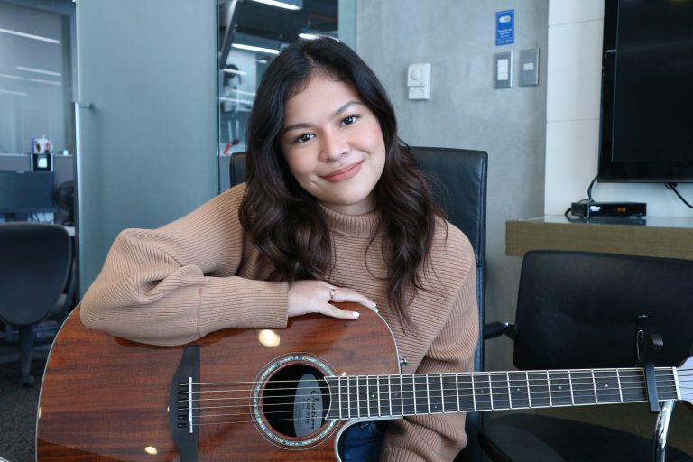 Grammy-award winning performer Jason Mraz hinanap si Renee Dominique ng ...